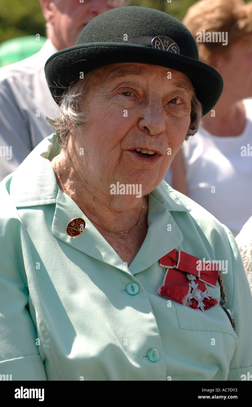 Ww2 woman uniform hi-res stock photography and images - Alamy