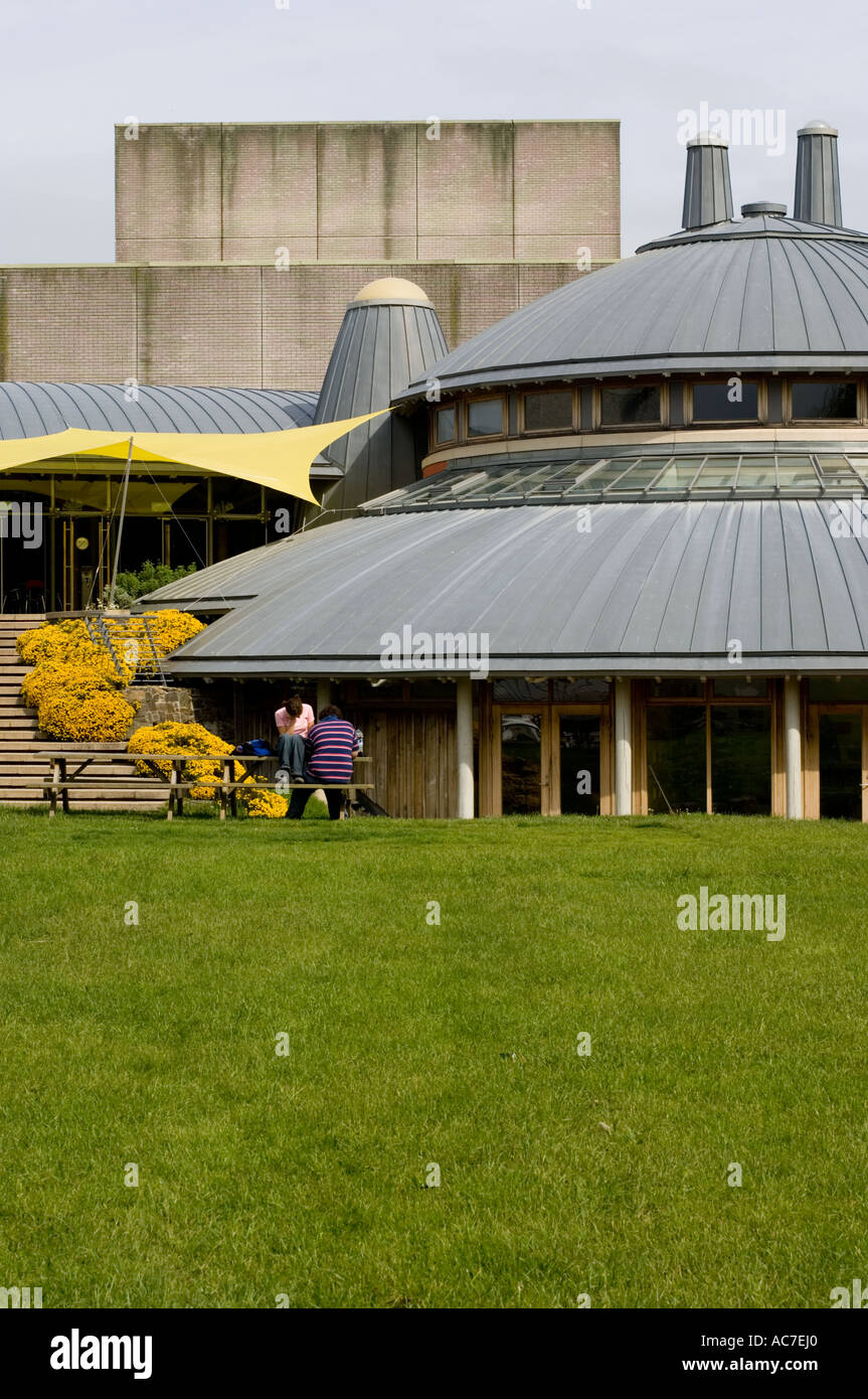 Built in 2003 hi-res stock photography and images - Alamy