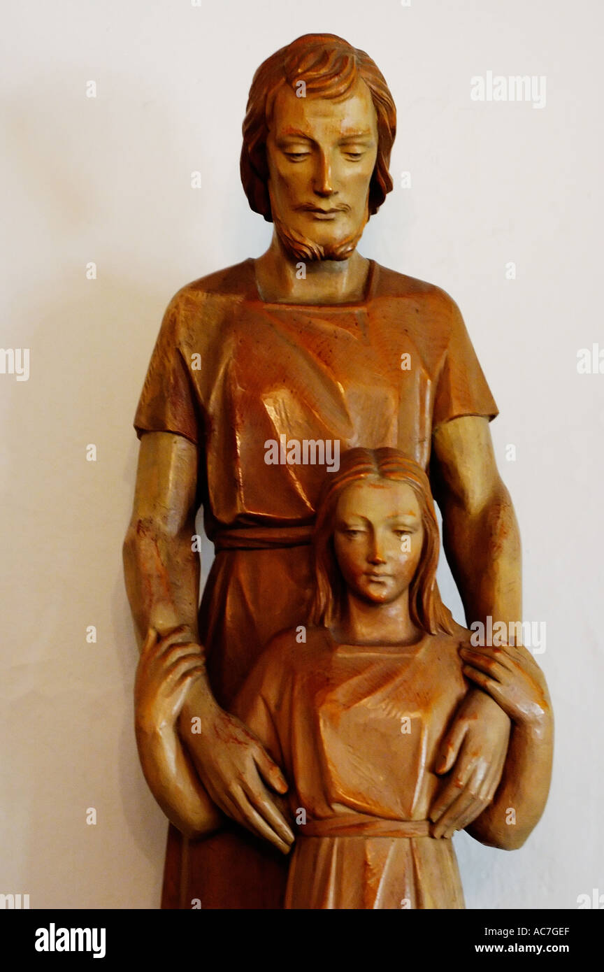 Statues Father and Child Statue Stock Photo - Alamy