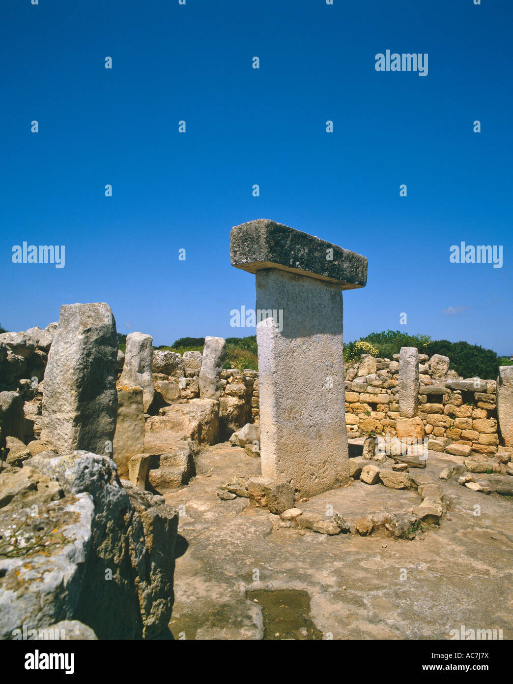 Taula enclosure hi-res stock photography and images - Alamy
