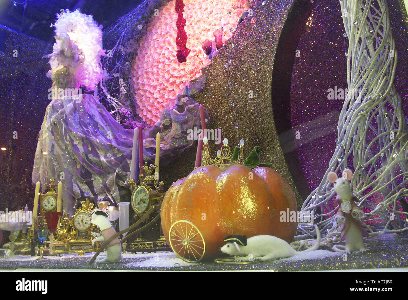amazingly beautiful cinderella scene in Harrods department store ...