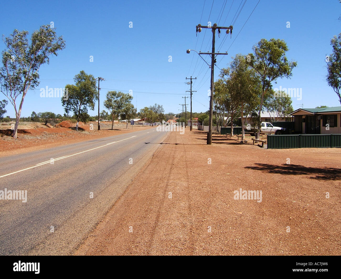 outback road, Mullewa, Western Australia Stock Photo - Alamy