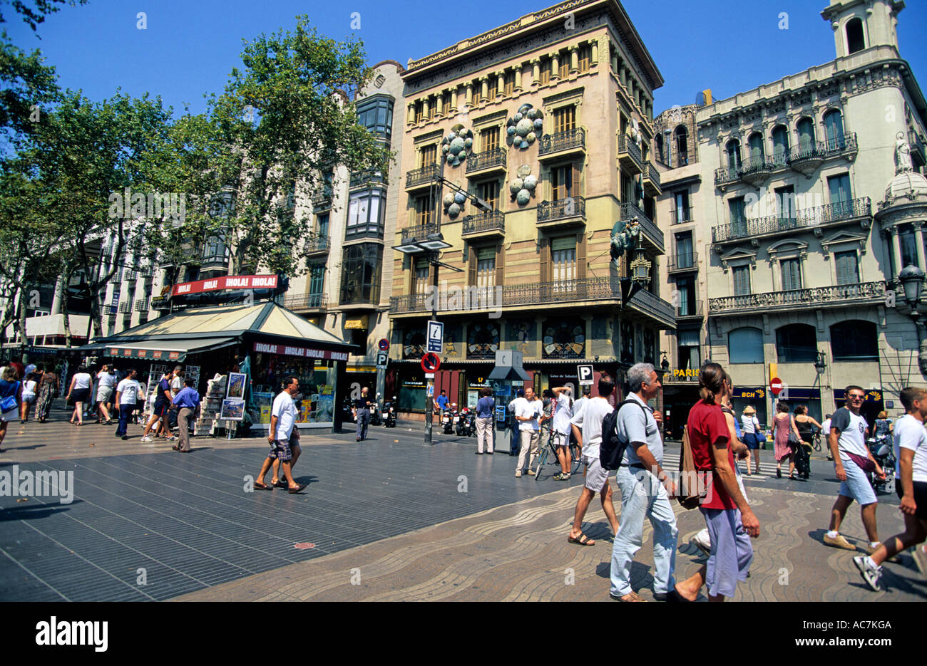 Famous la rambla busy hi-res stock photography and images - Alamy
