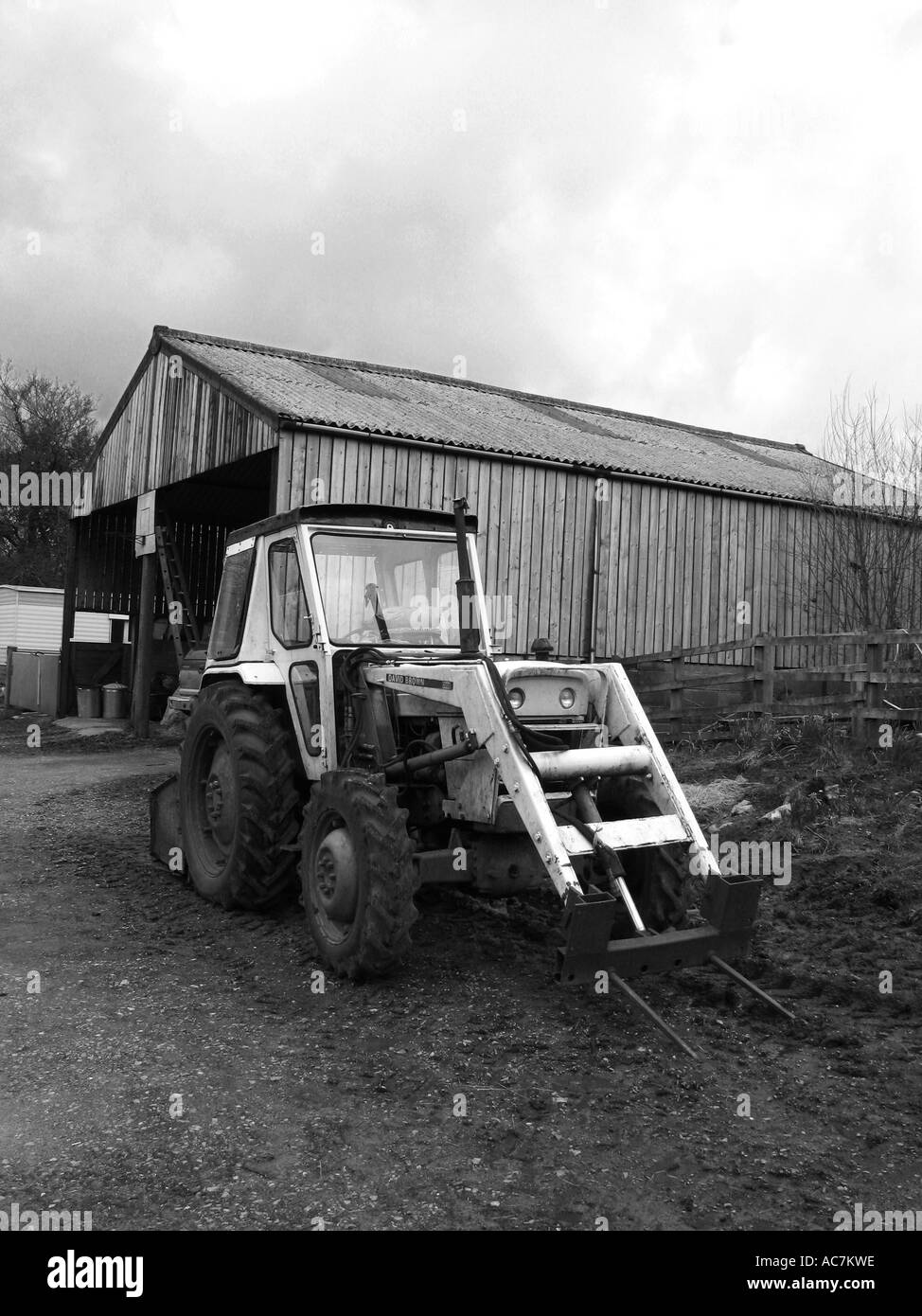 Tractors in black and white hi-res stock photography and images - Alamy