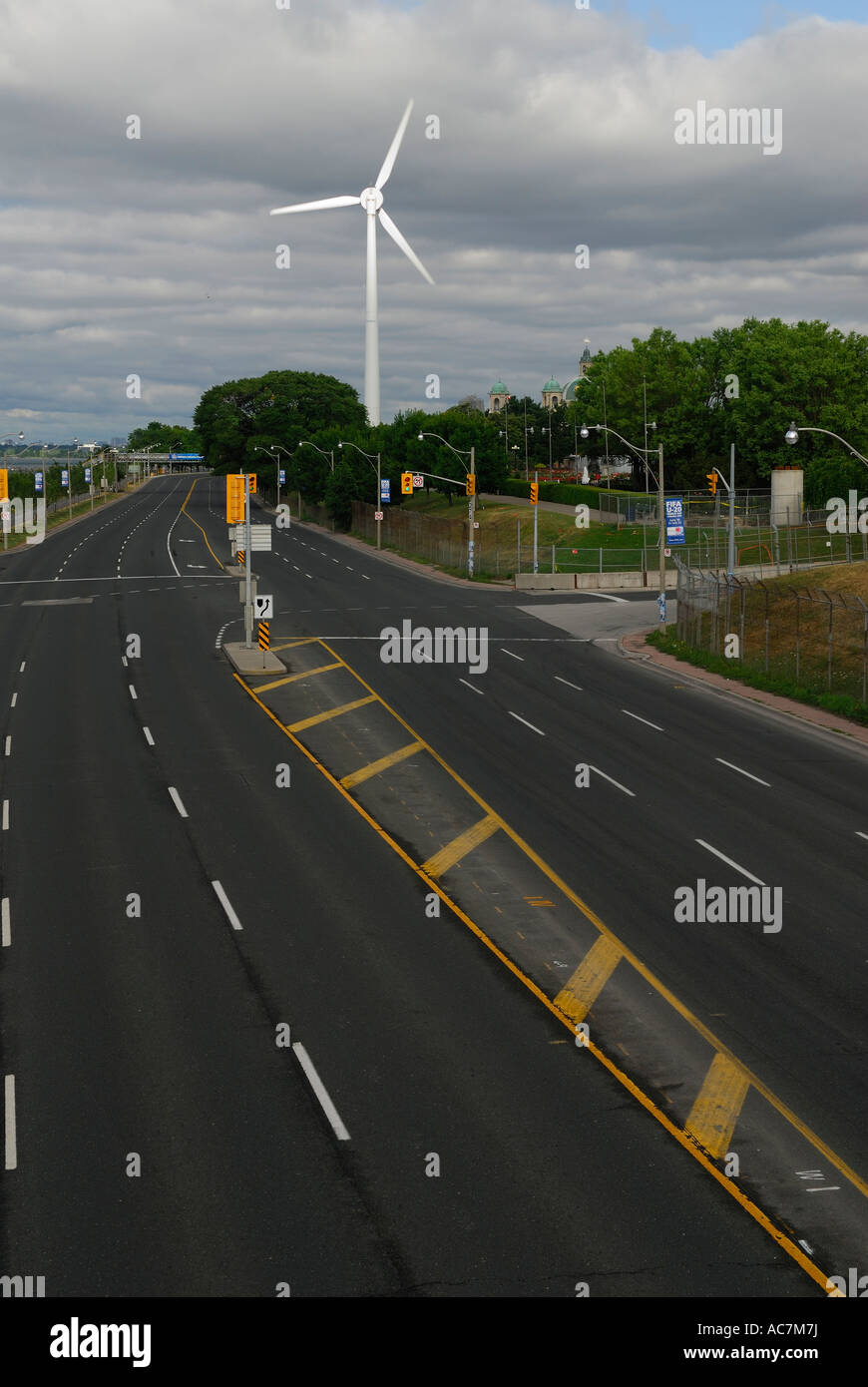 Empty Lakeshore Boulevard with Toronto wind turbine Stock Photo - Alamy