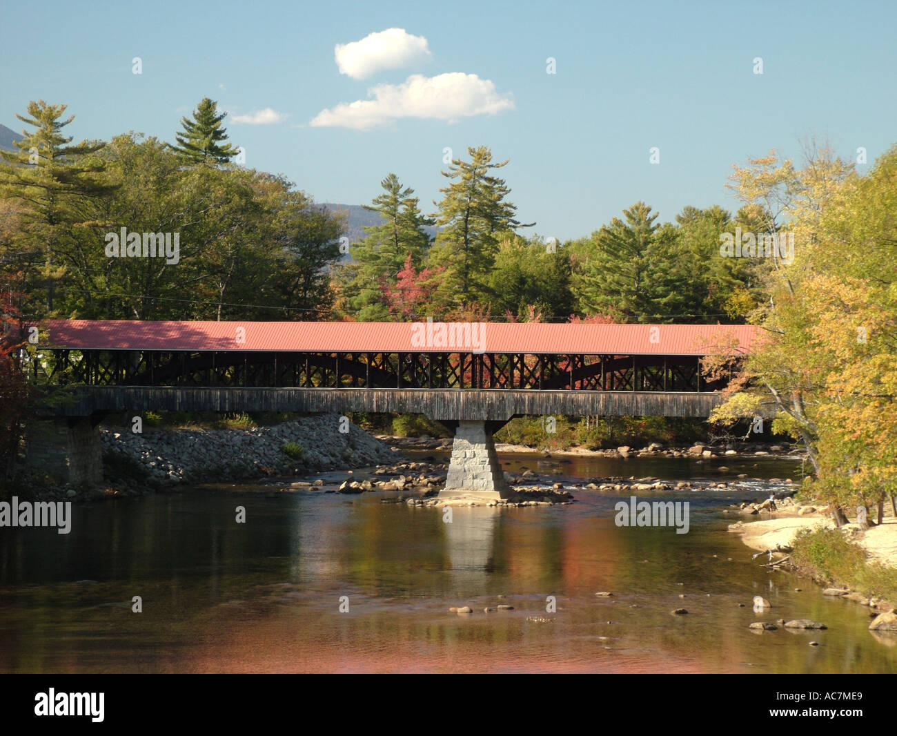 Fall foliage north conway hi-res stock photography and images - Alamy