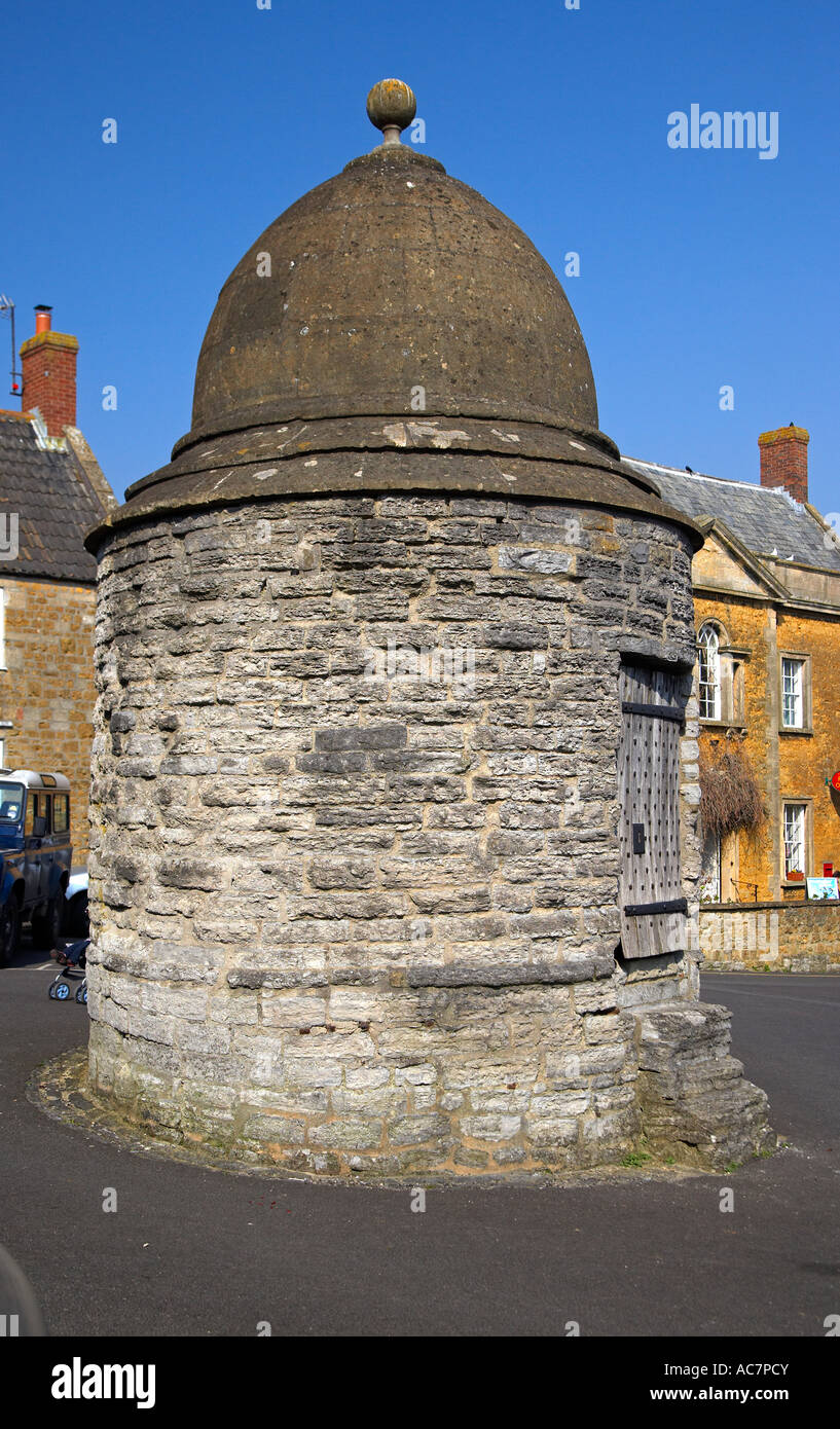 Round prison hi-res stock photography and images - Alamy