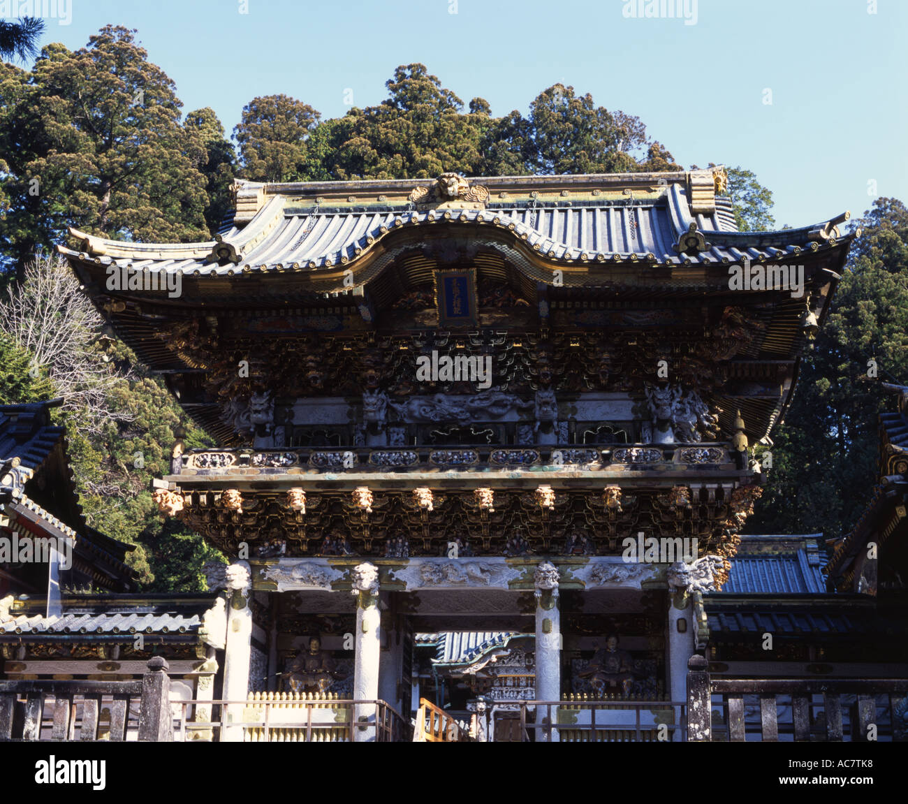 Yomeimon Gate ( Higurashino-mon ) Nikko Toshogu Shrine Stock Photo - Alamy