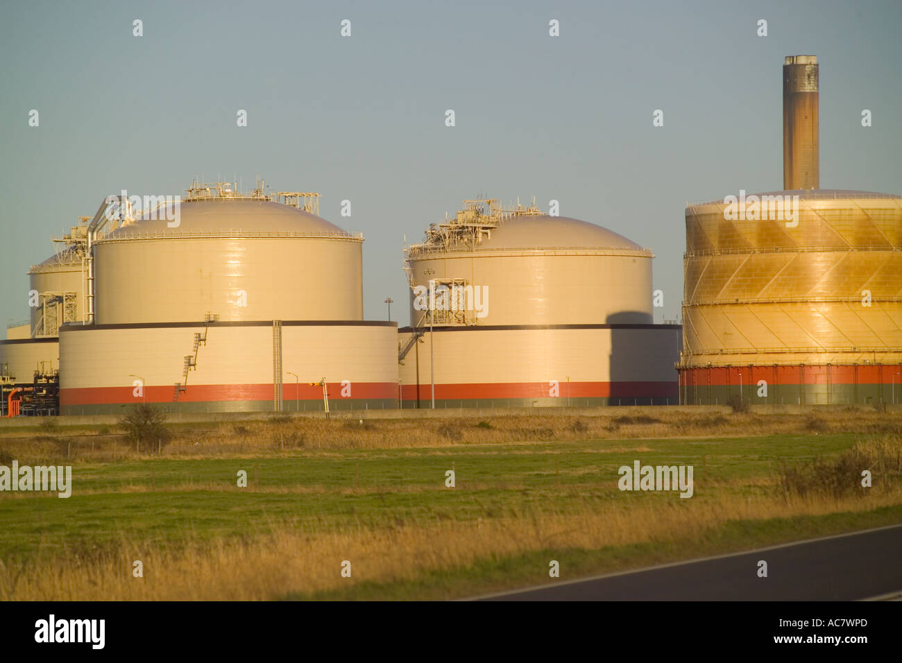 The Isle of grain Gas storage site Stock Photo - Alamy