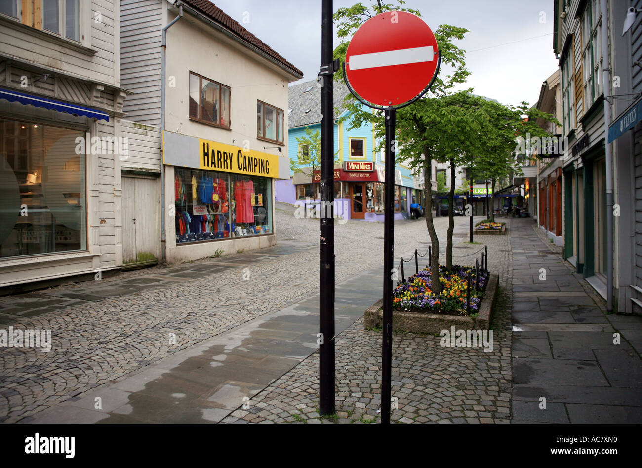 Stavanger shopping street, No Entry, Norway Stock Photo - Alamy