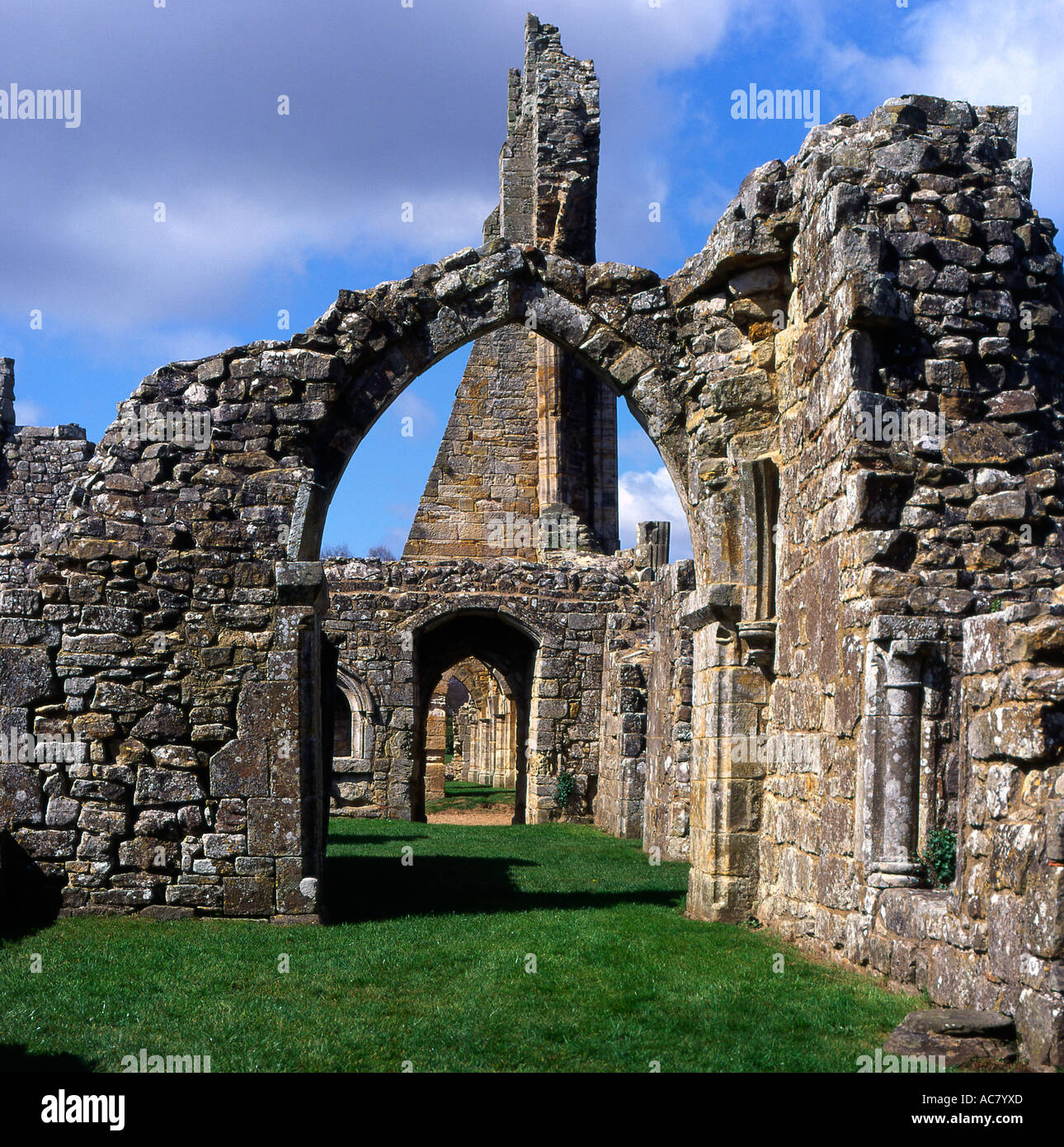 Bayham old abbey hi-res stock photography and images - Alamy