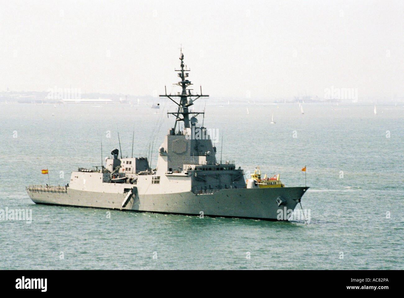 Oman royal navy hi-res stock photography and images - Alamy