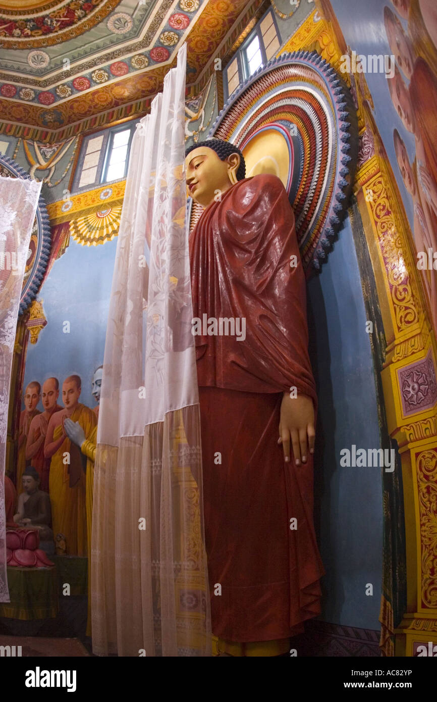 Interior of Buddhist temple in Bentota Sri Lanka Stock Photo - Alamy