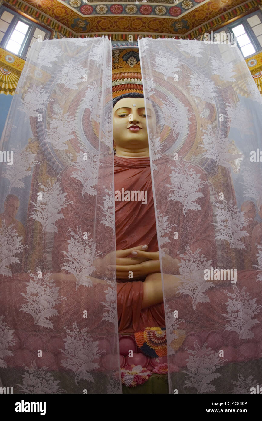 Interior of Buddhist temple in Bentota Sri Lanka Stock Photo - Alamy