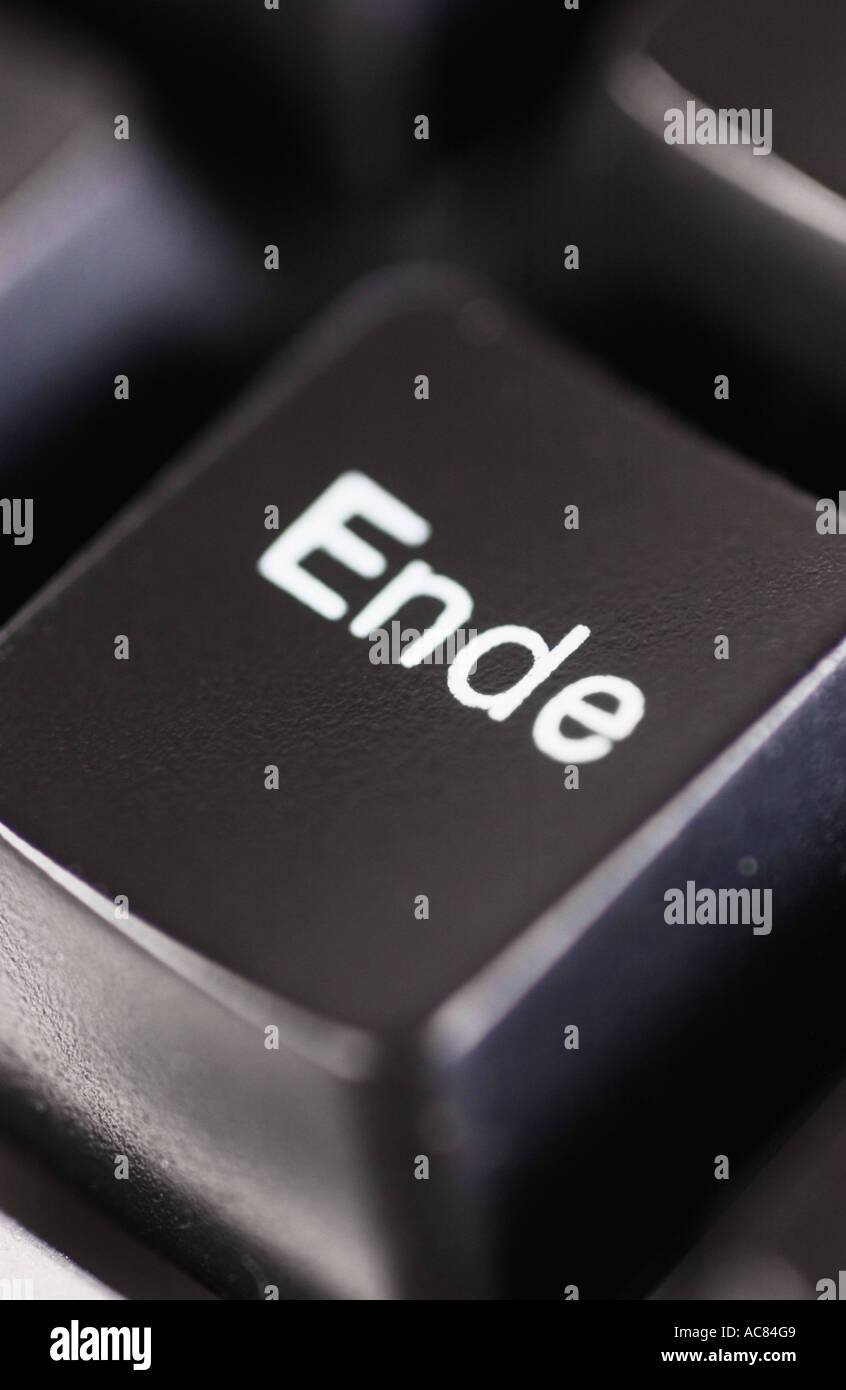black computer keyboard key with the word ENDE end Stock Photo - Alamy