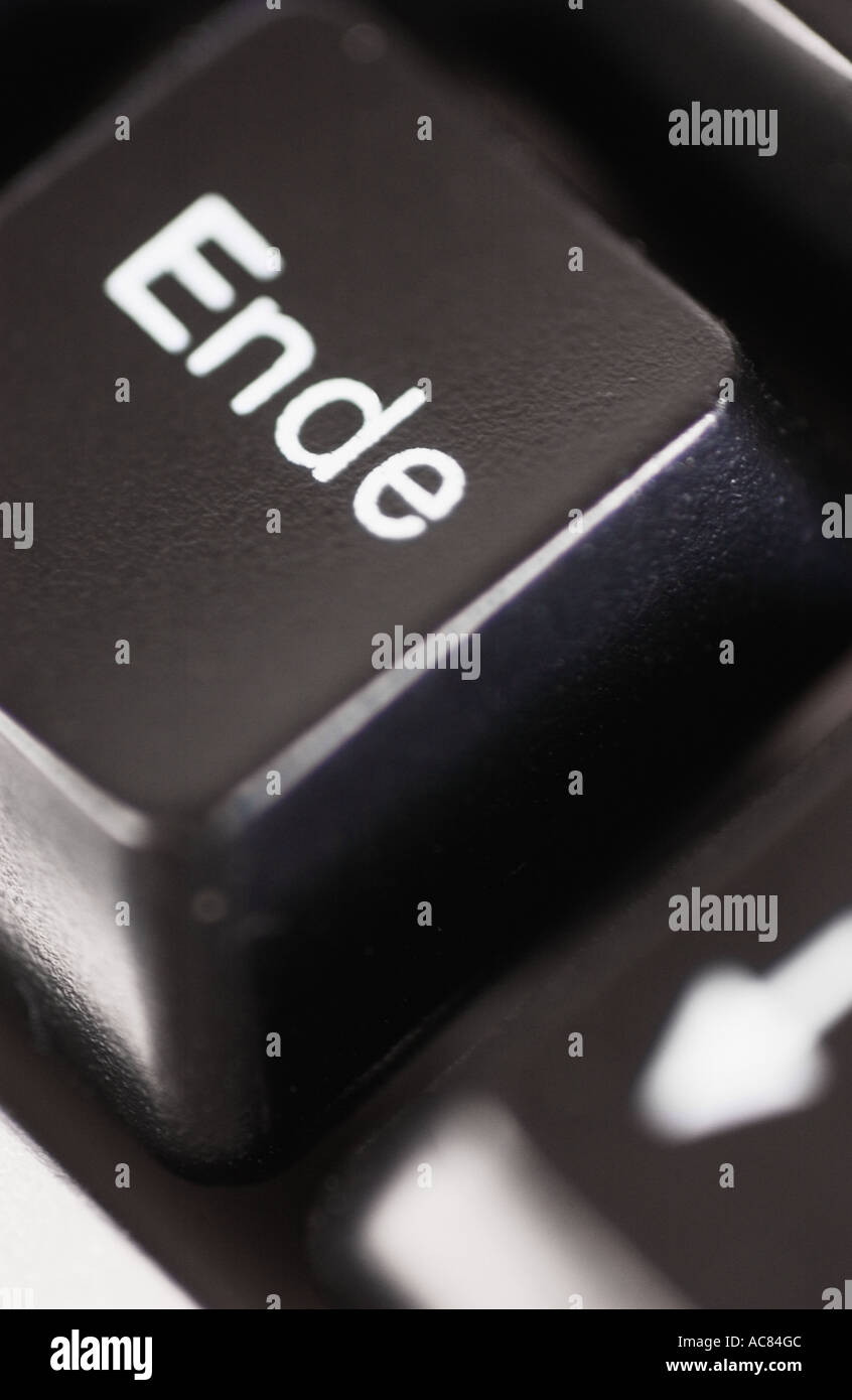 black computer keyboard key with the word ENDE end Stock Photo - Alamy