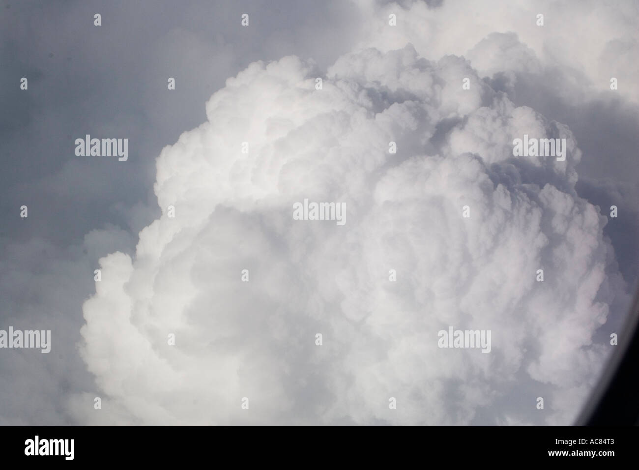 Soft clouds drift hi-res stock photography and images - Alamy