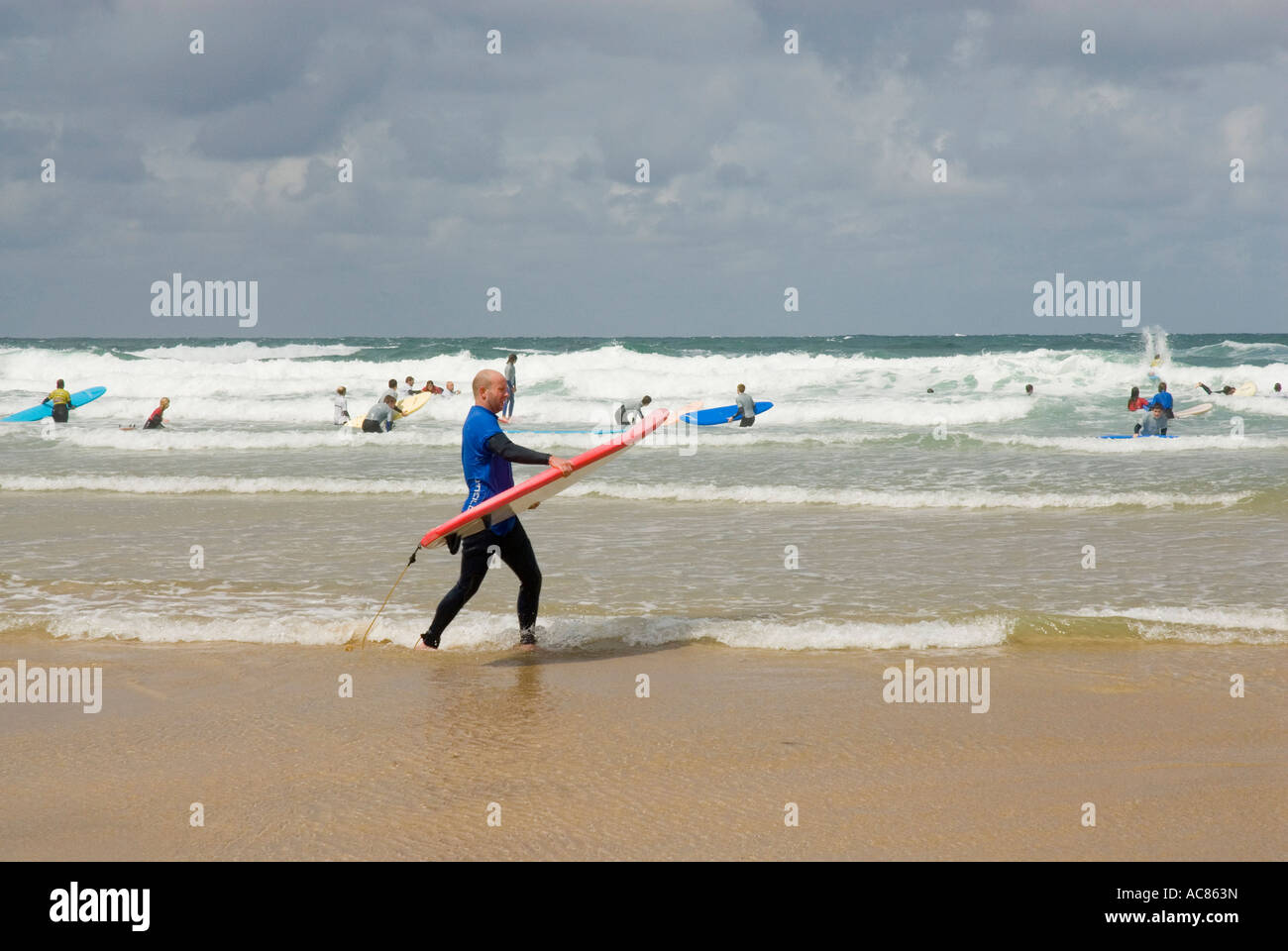 Watergate wave hi-res stock photography and images - Alamy