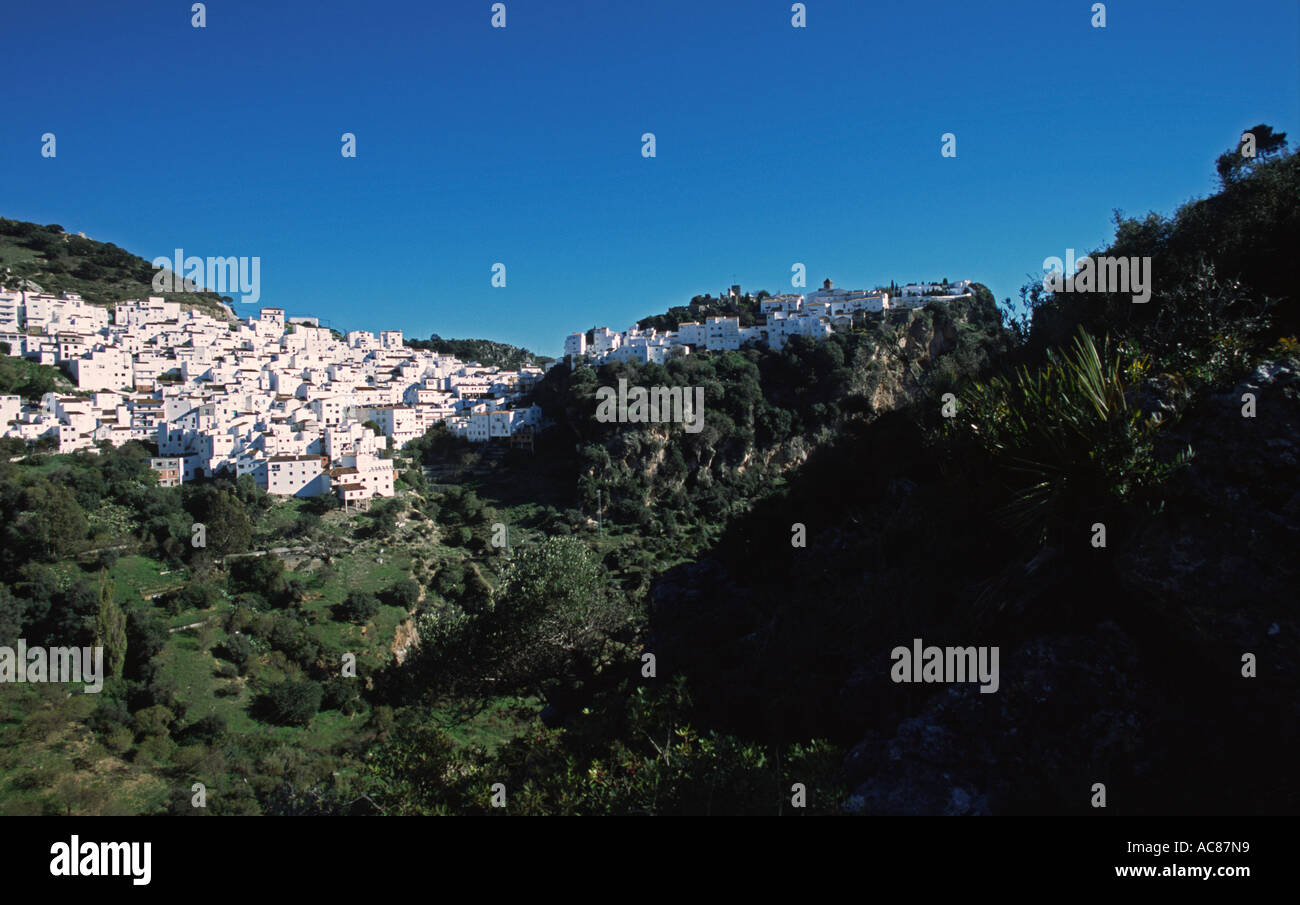 Pueblos blancos gaucin hi-res stock photography and images - Alamy