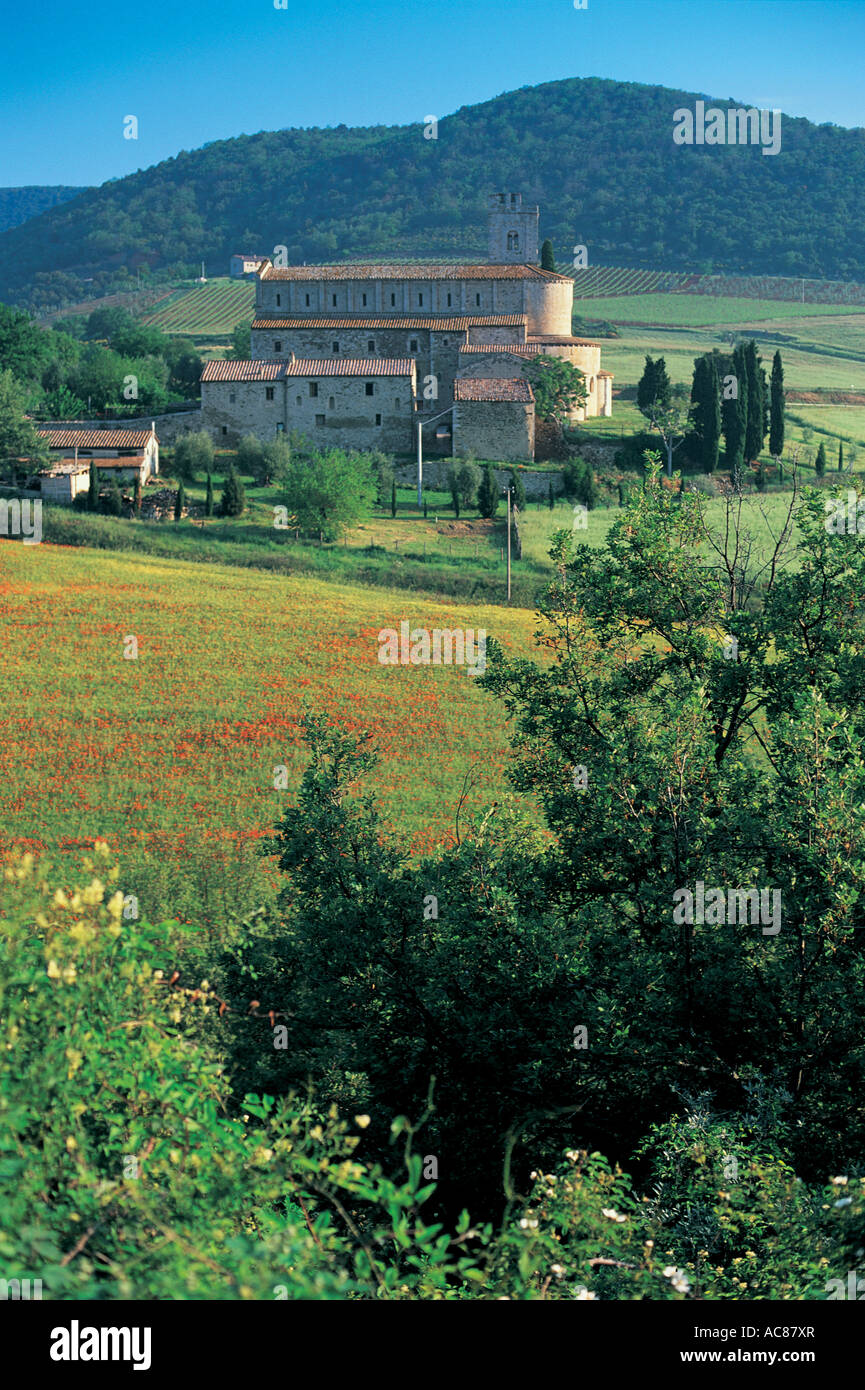 Abbazia di Sant Antimo Tuscany Italy Stock Photo - Alamy