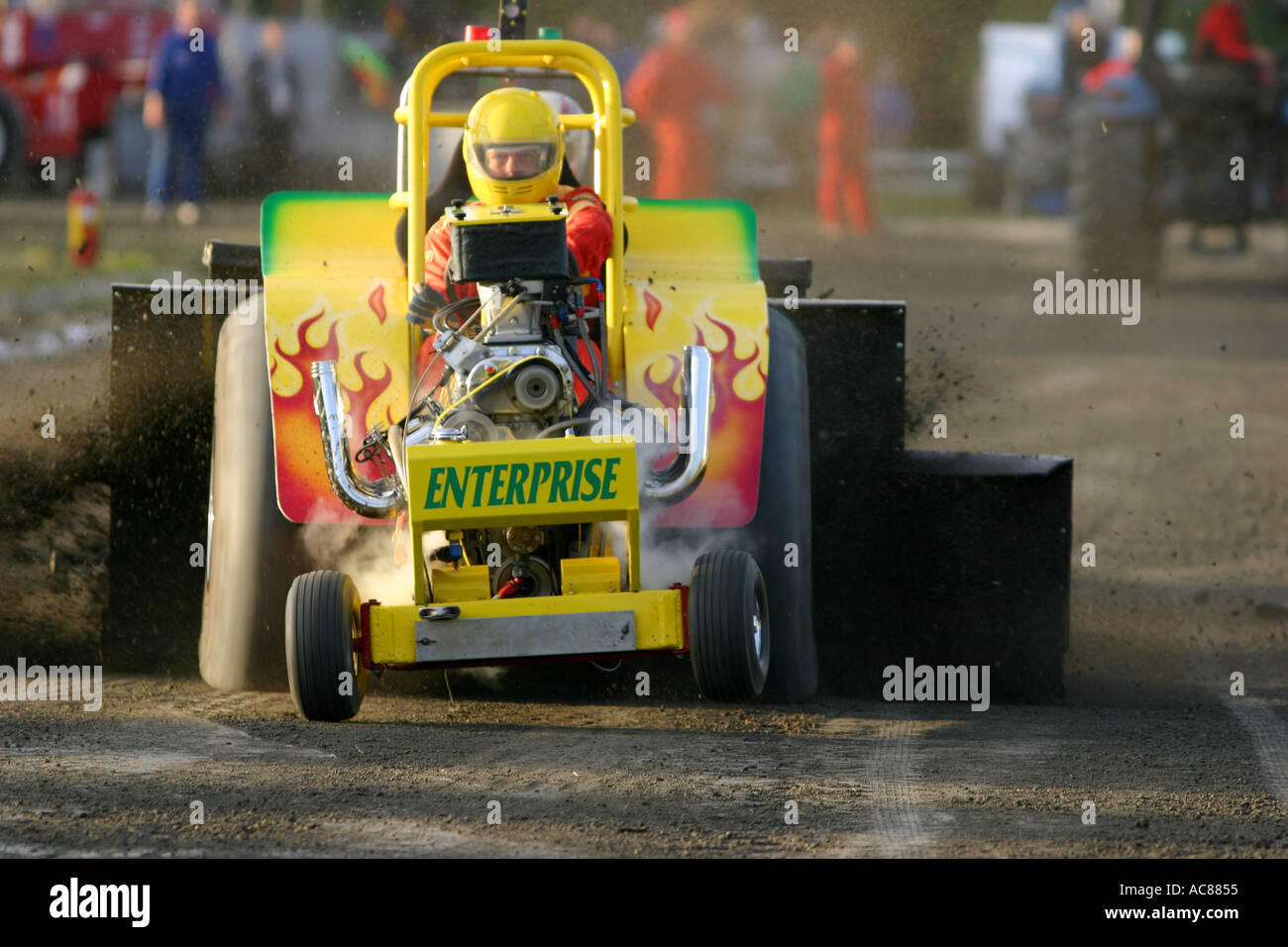 Tractorpulling hi-res stock photography and images - Alamy