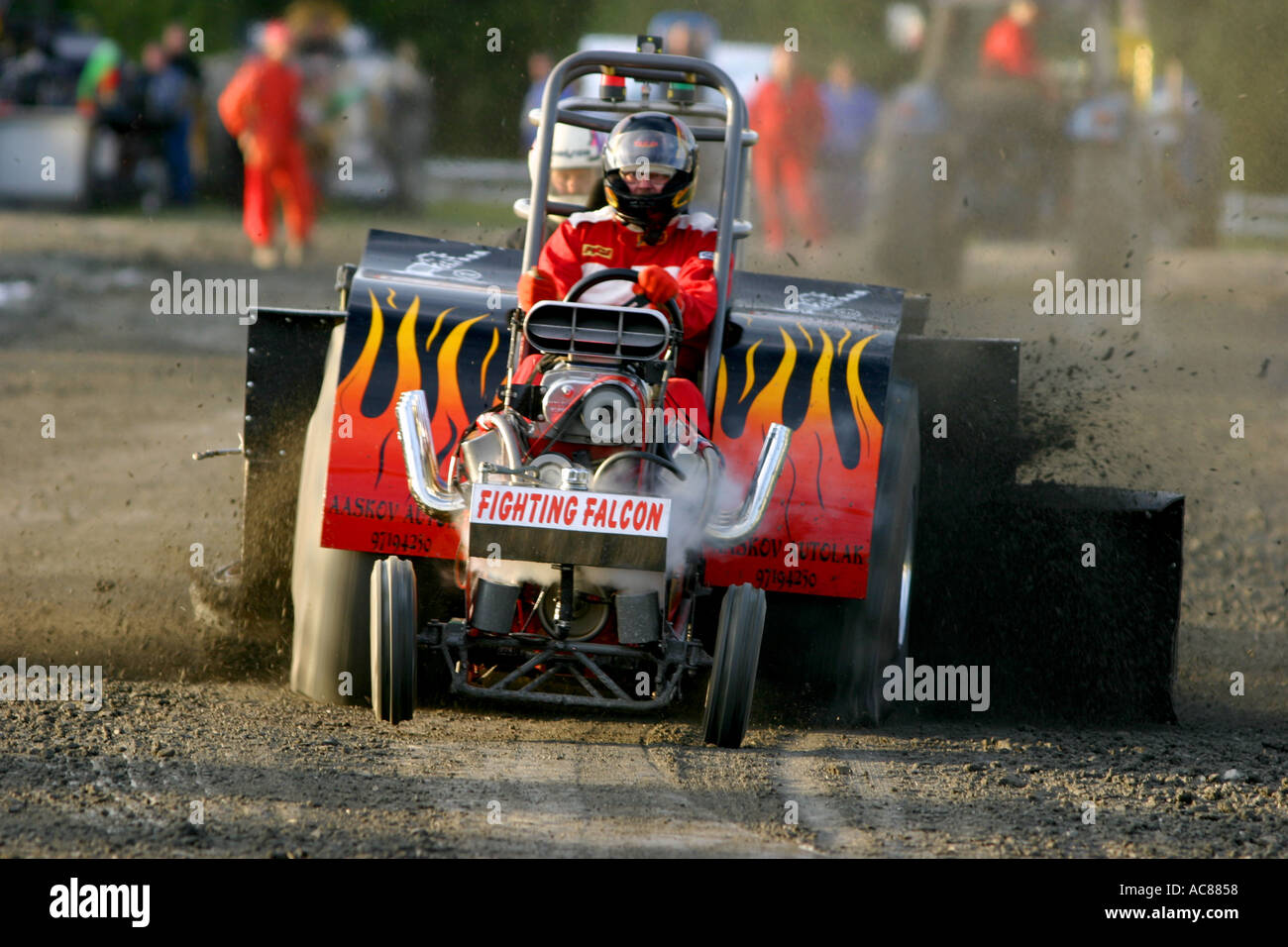 Tractorpulling hi-res stock photography and images - Alamy