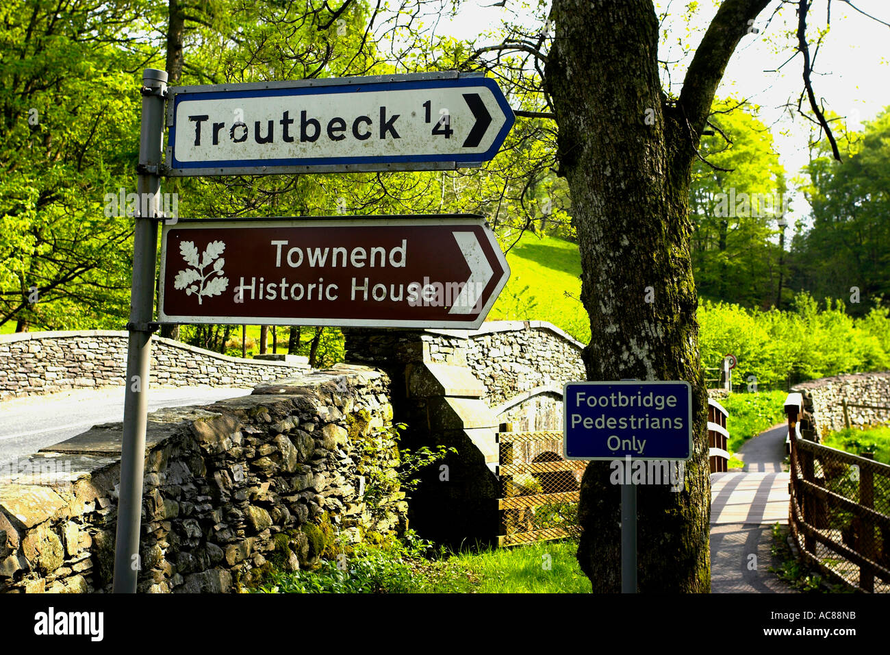 Troutbeck bridge hi-res stock photography and images - Alamy