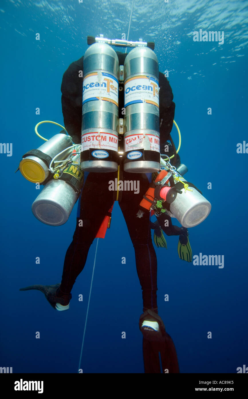 A safety Diver supports Carlos Coste on a World record attempt in the ...