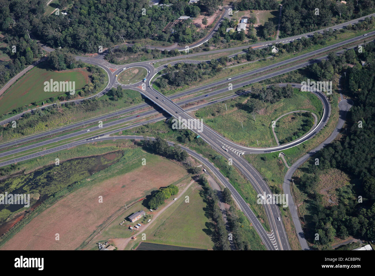 Intersection roundabout australia hi-res stock photography and images ...