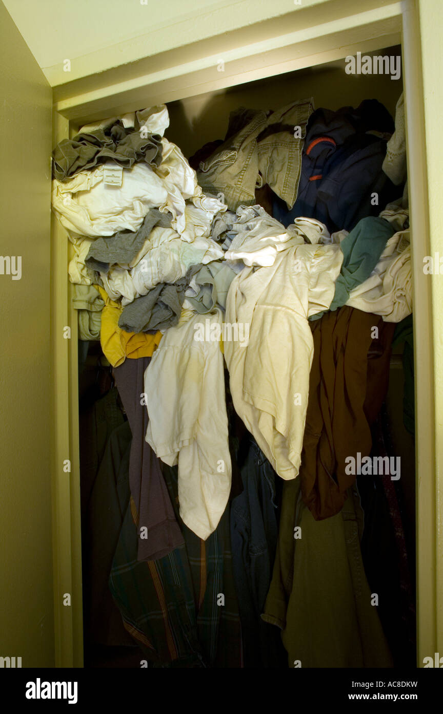 Overflowing closet hi-res stock photography and images - Alamy