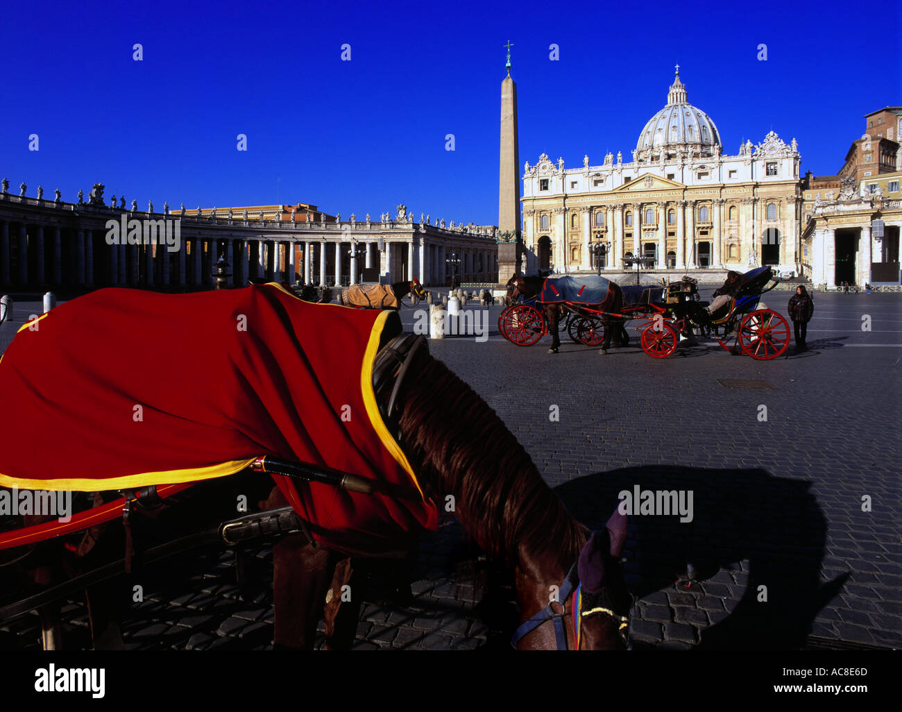 San Pietro Rome with horse drawn carriage Stock Photo - Alamy
