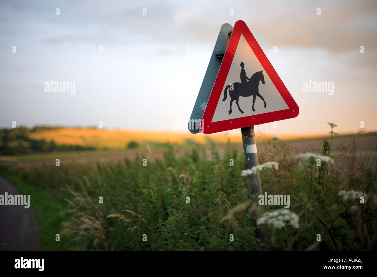 horse riding sign, south oxfordshire, UK Stock Photo - Alamy