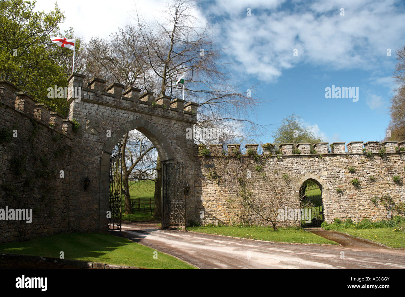 Clearwell Castle in Gloucestershire Stock Photo - Alamy