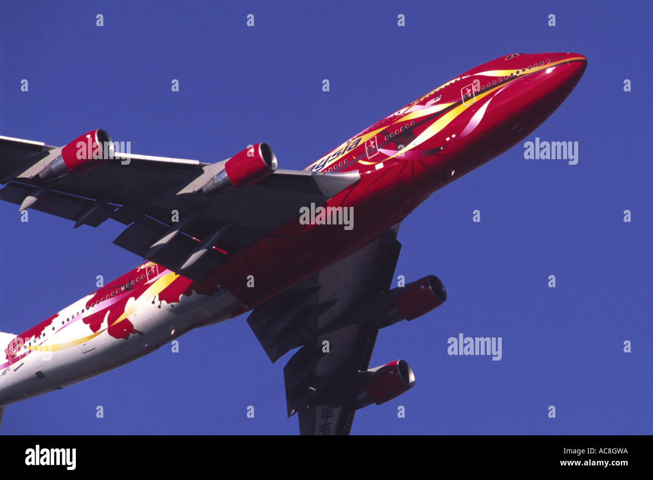 Boeing 747 400 operated by Malaysia Airlines Stock Photo - Alamy