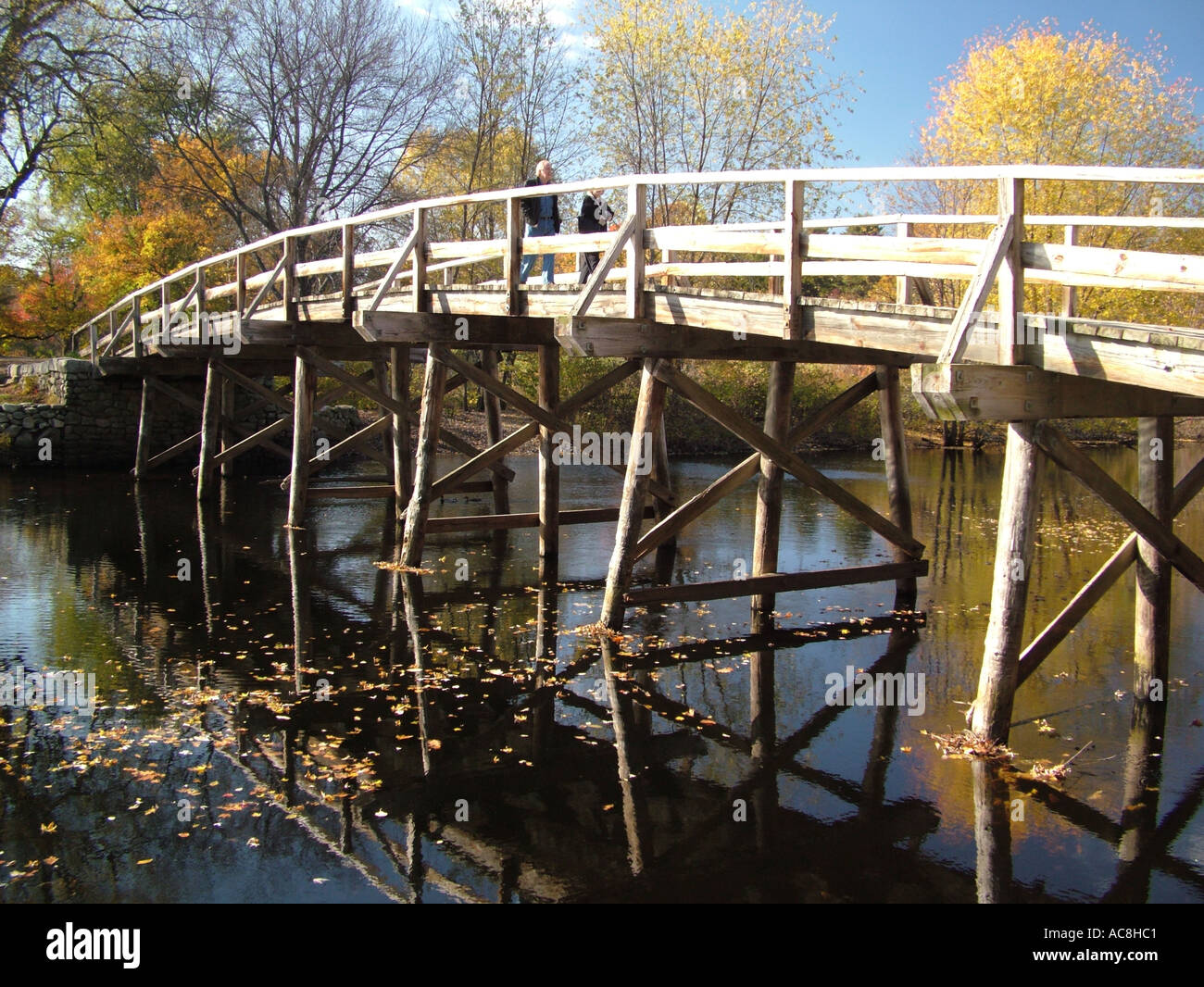 Battle of lexington and concord bridge hi-res stock photography and ...