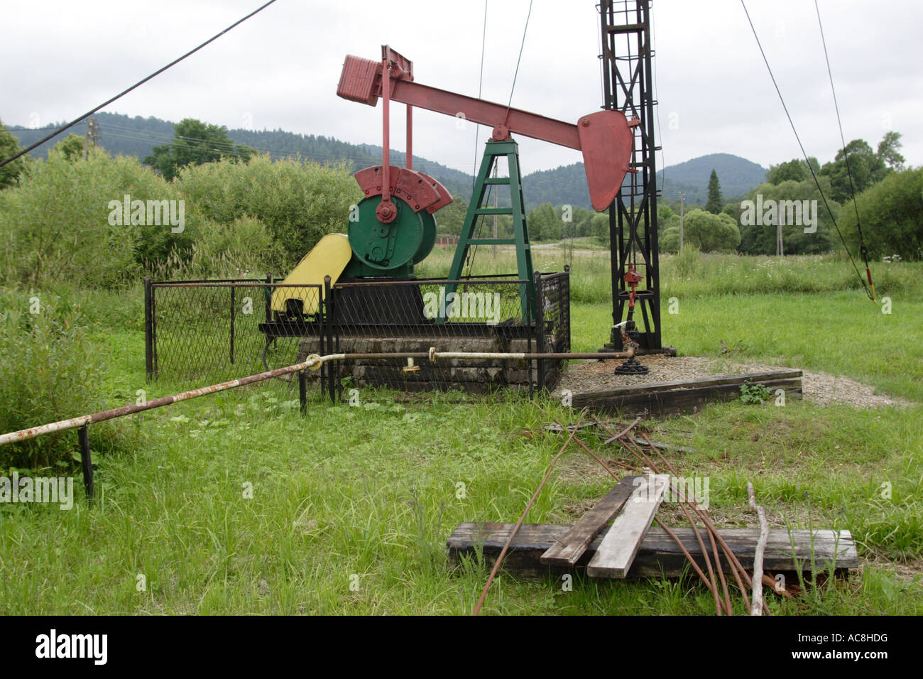 Eastern drilling hi-res stock photography and images - Alamy