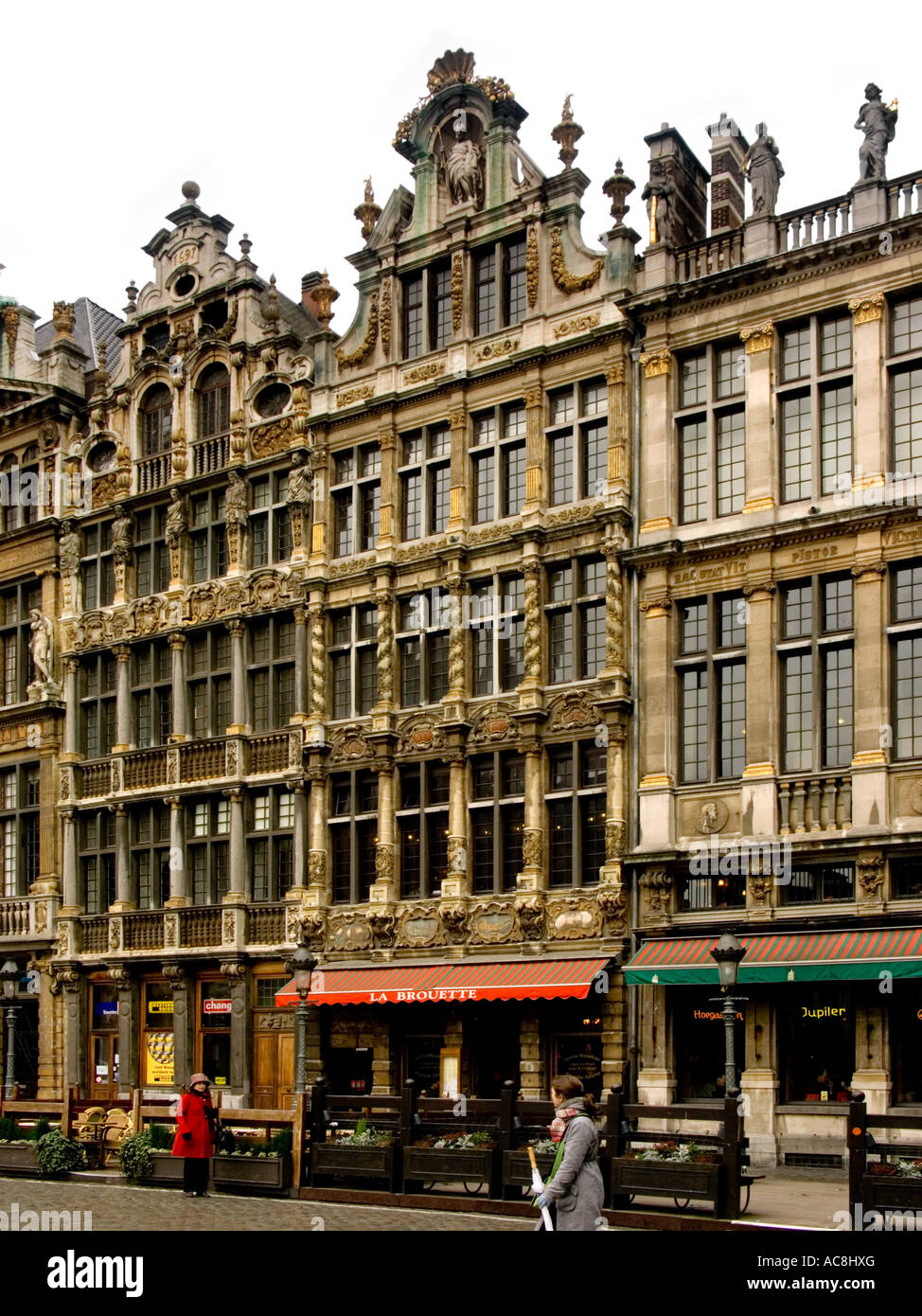 Brouette hi-res stock photography and images - Alamy