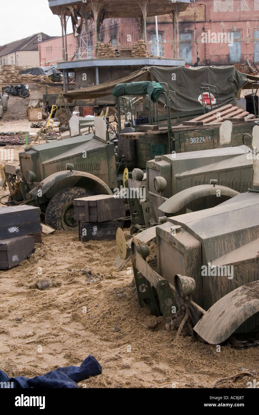 Atonement movie hi-res stock photography and images - Alamy