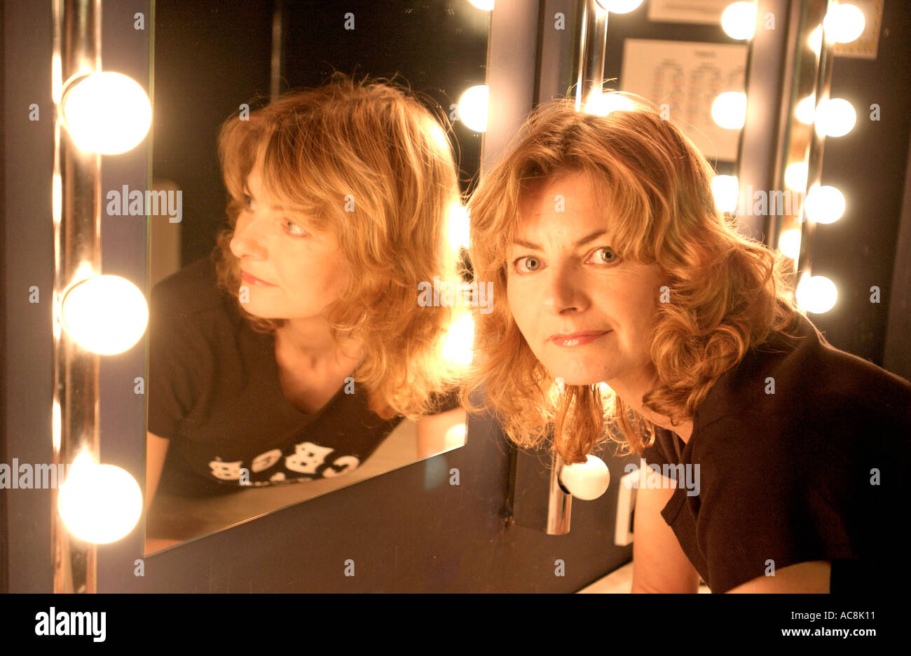 Theatre dressing room hi-res stock photography and images - Alamy