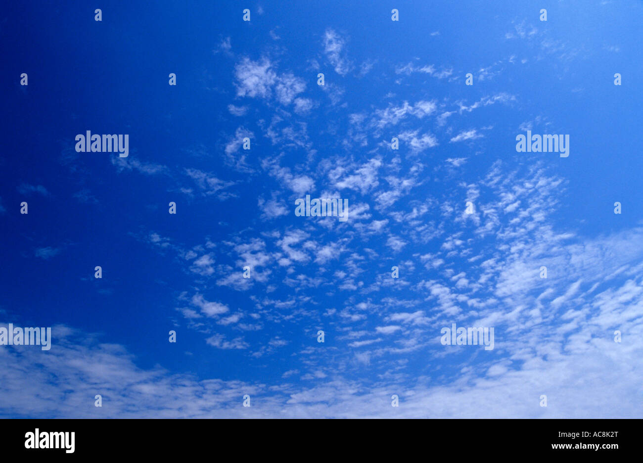 Cirrocumulus hi-res stock photography and images - Alamy