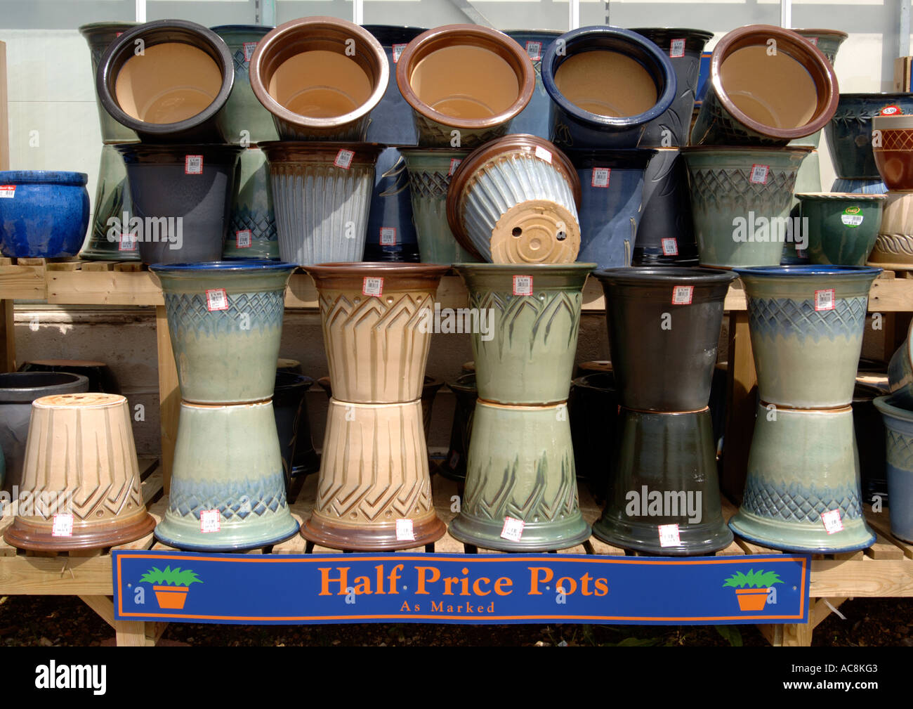 Garden pots for sale Stock Photo - Alamy