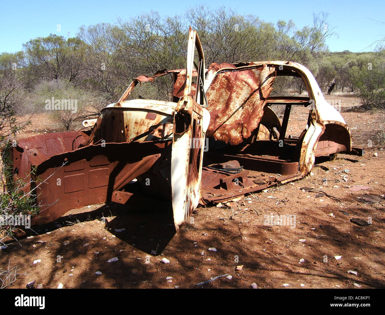 Scrap car in Outback, Mullewa, Western Australia Stock Photo - Alamy
