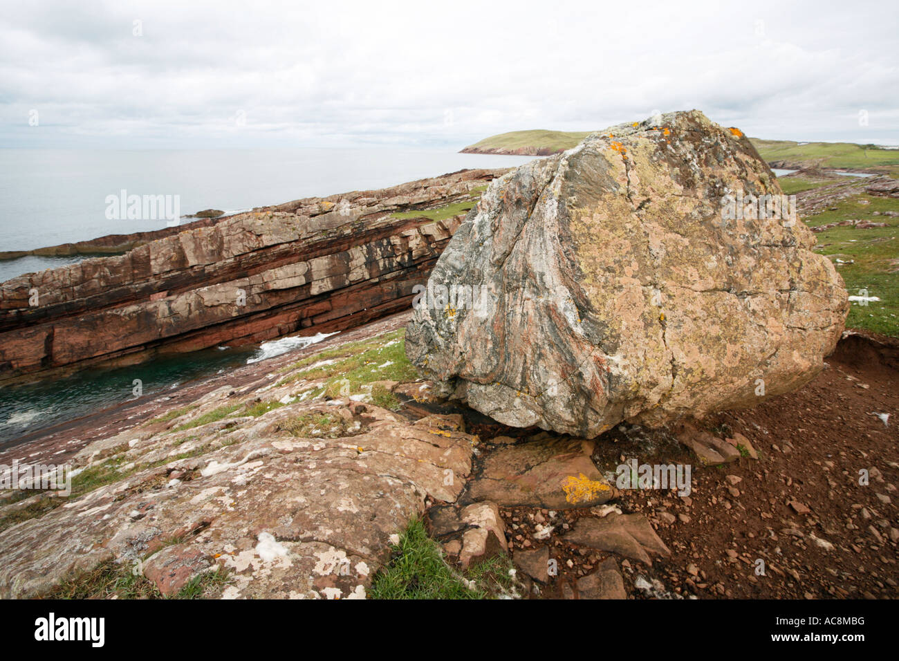 Erratic Boulder, Bay of Stoer, Sutherland, Scotland Stock Photo - Alamy