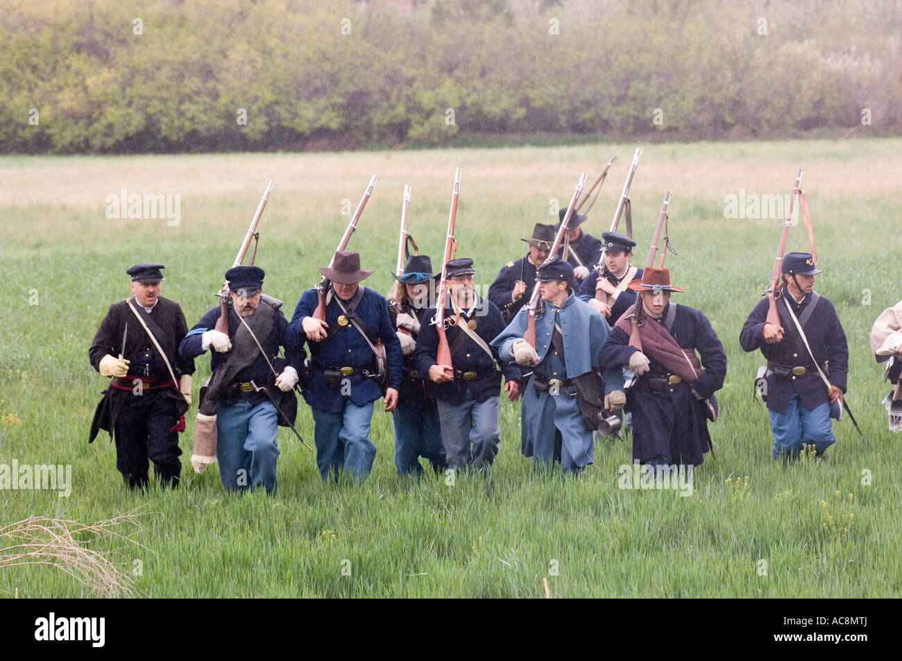 Civil War reenactment battles of Glorieta Pass and Apache Canyon in New ...