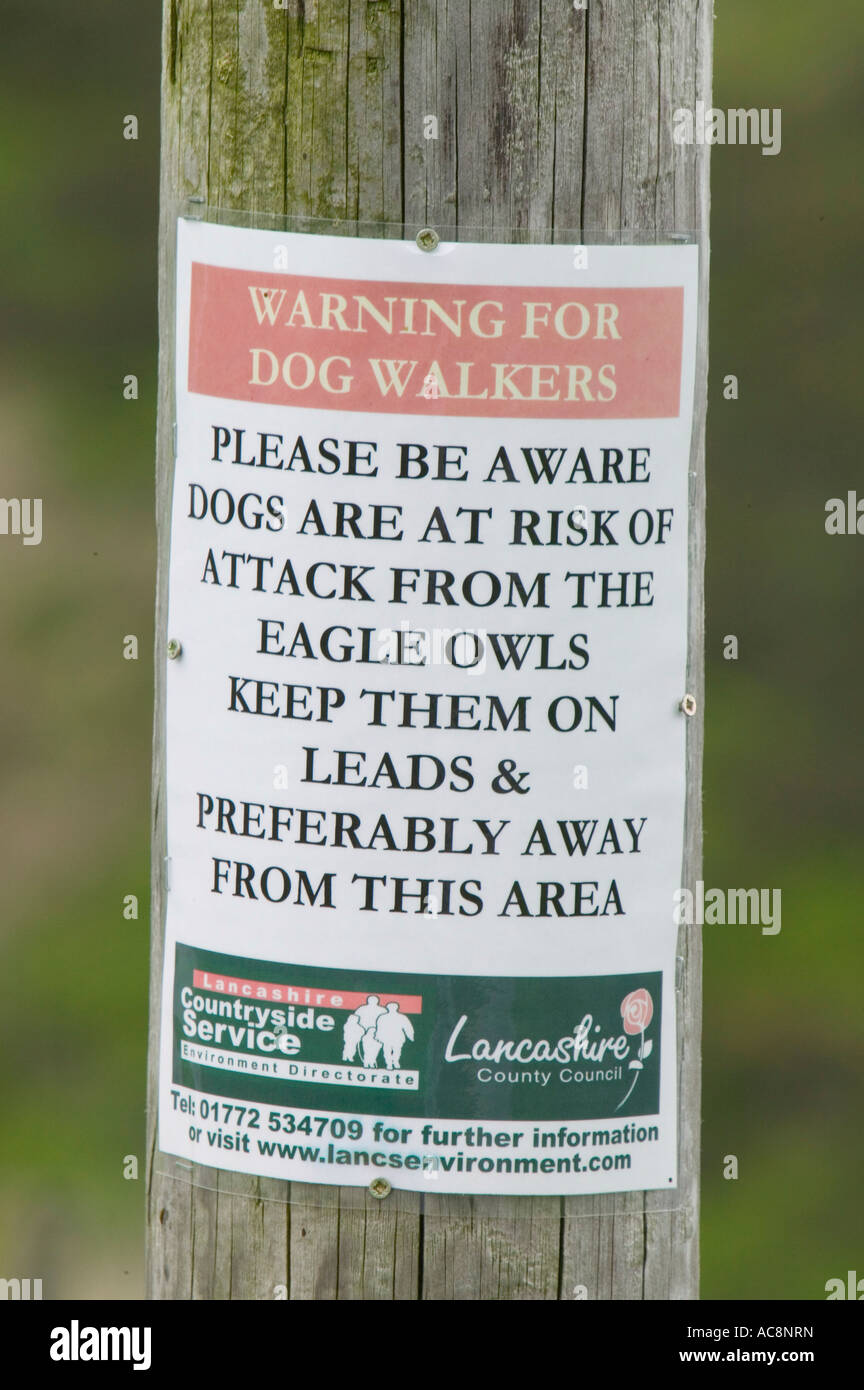 Eagle warning sign hi-res stock photography and images - Alamy