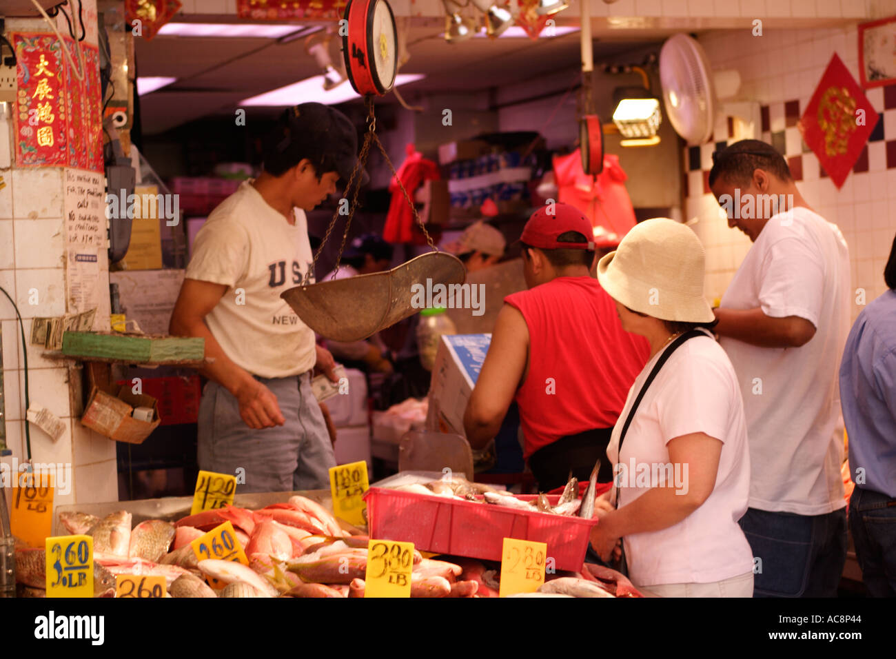 Chinatown Fish Market Manhattan New York City USA Stock Photo - Alamy