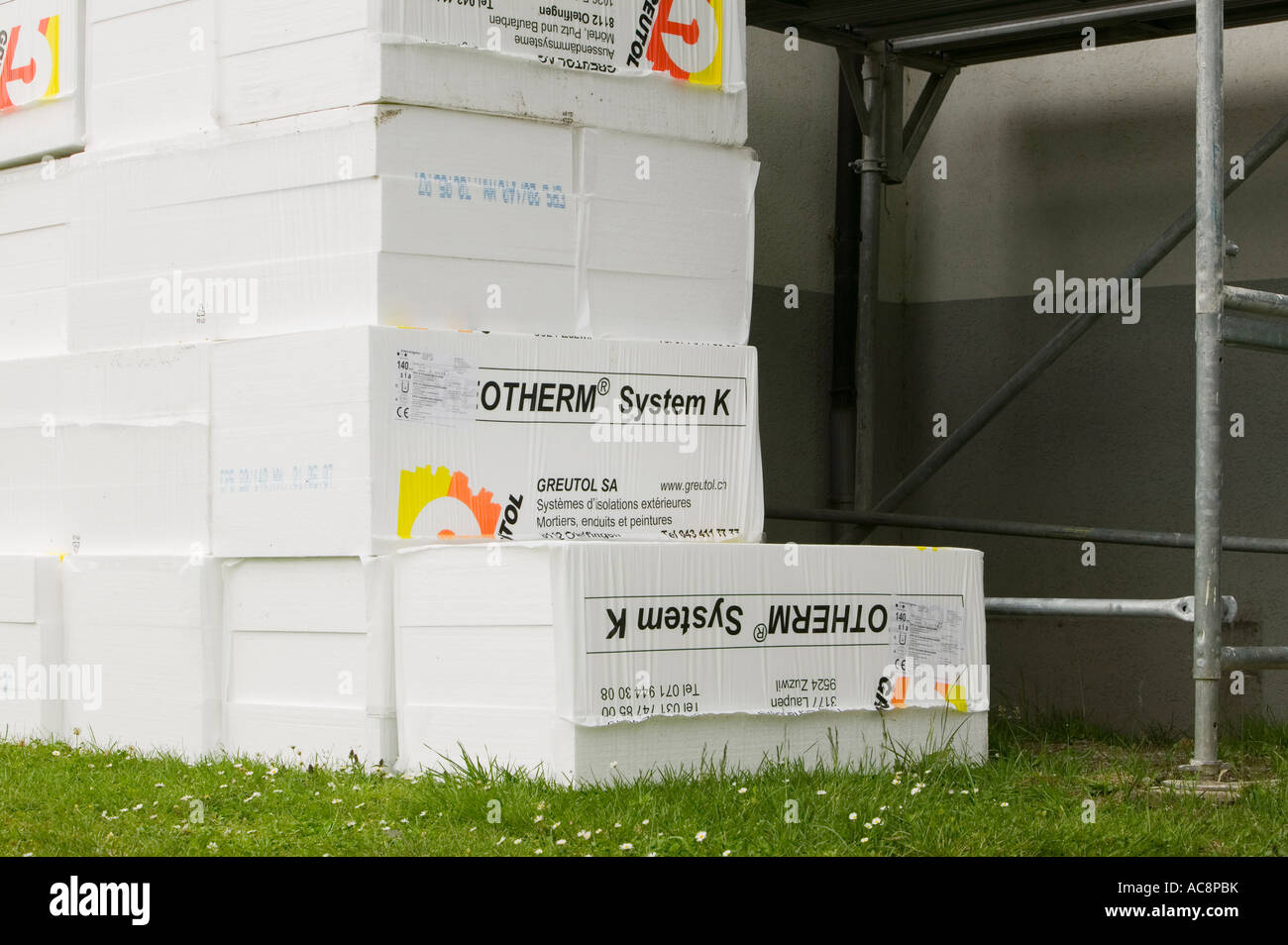 Extra thick insulation hi-res stock photography and images - Alamy