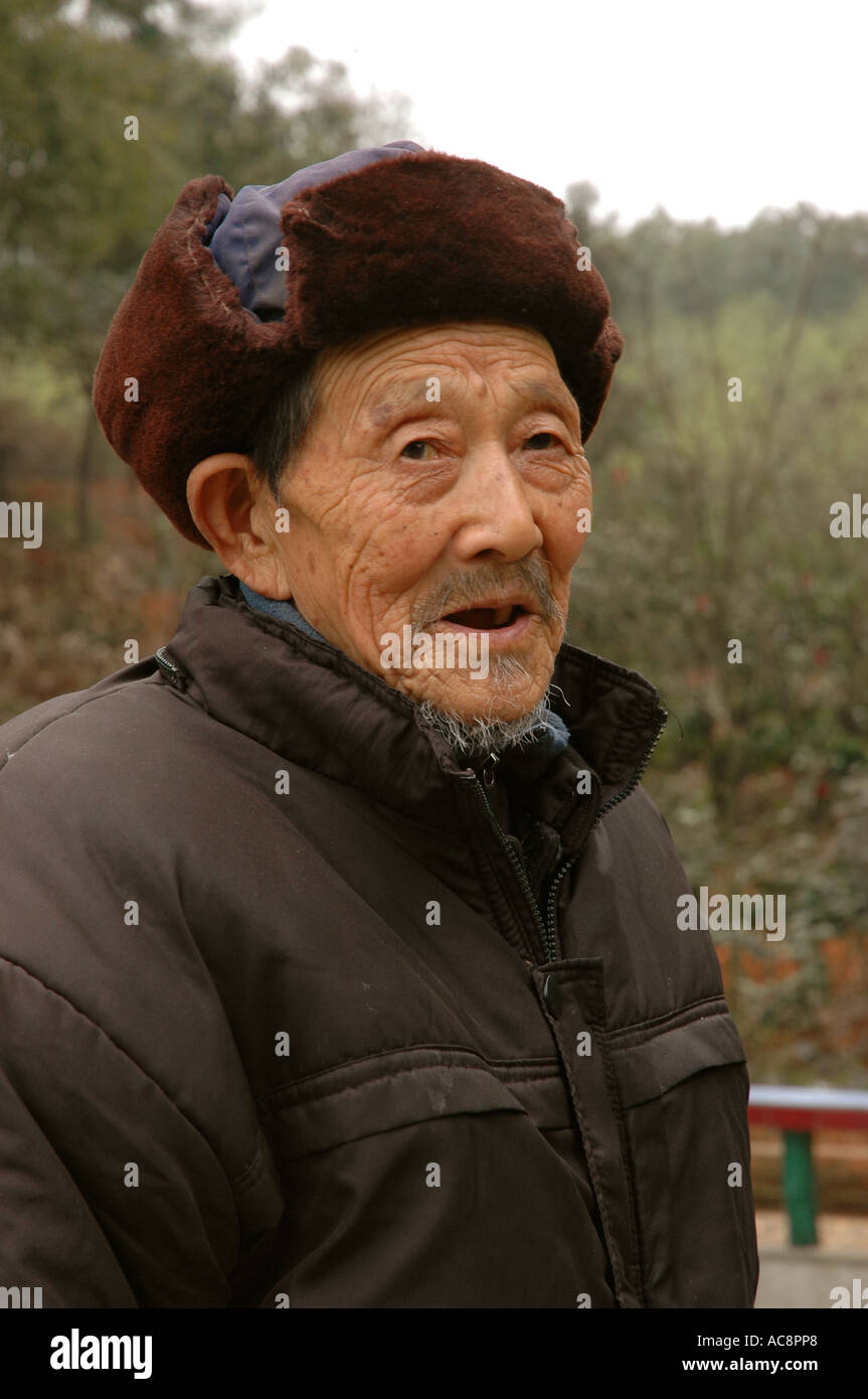 Chinese farmer character hi-res stock photography and images - Alamy