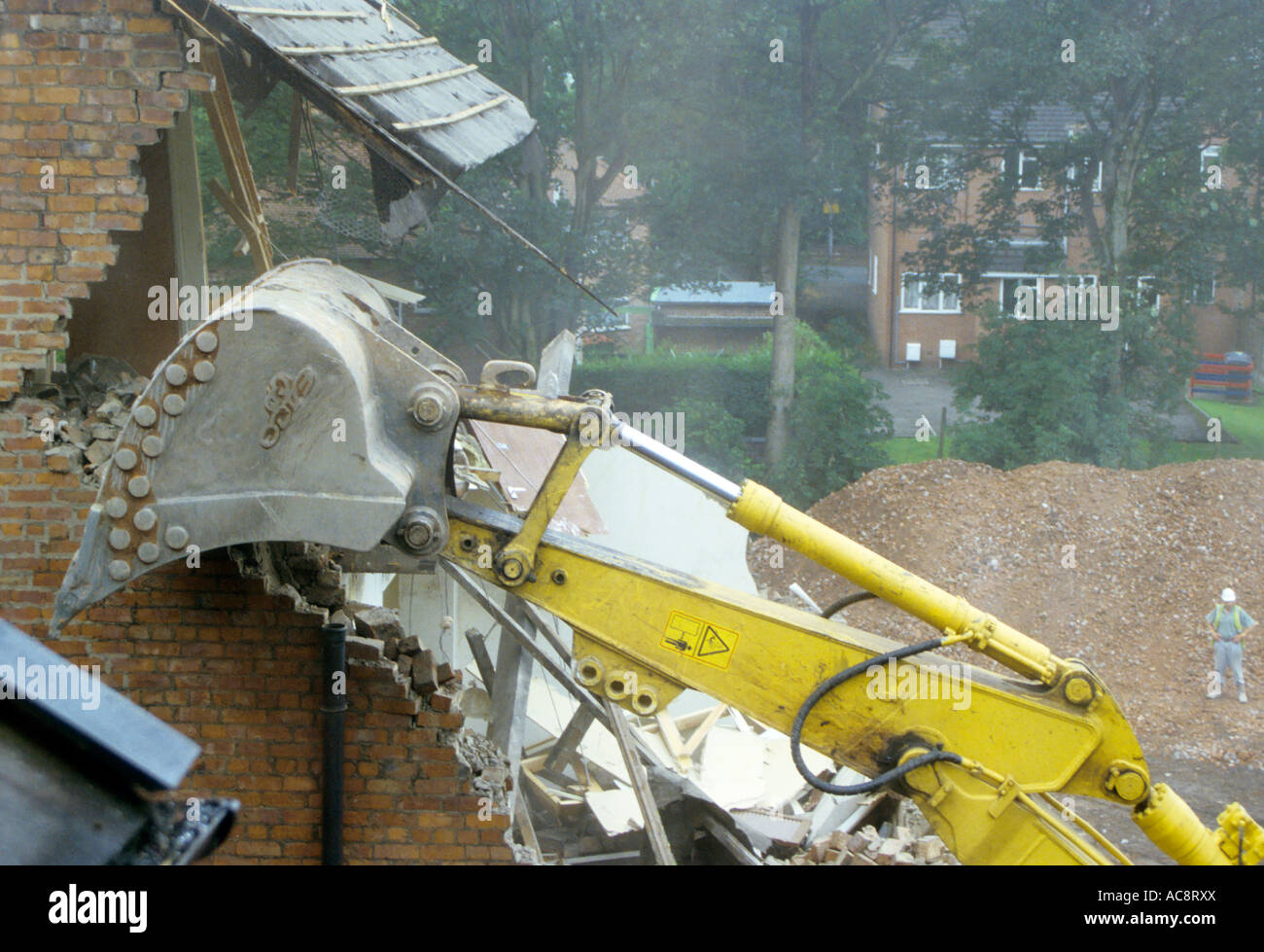 Urban demolition range hi-res stock photography and images - Alamy