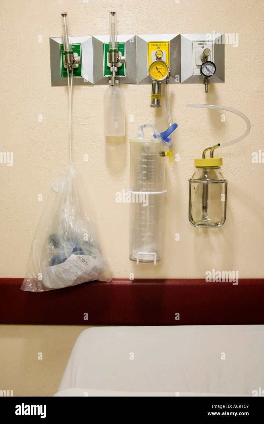 Close-up of medical oxygen equipment Stock Photo - Alamy
